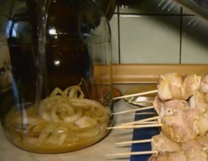 Шашлык из свинины — Самый вкусный рецепт маринада чтобы мясо было ...