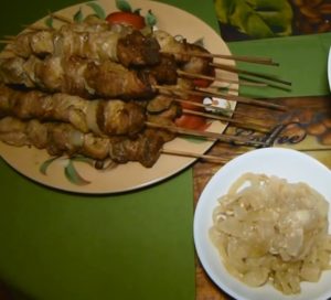 Шашлык из свинины — Самый вкусный рецепт маринада чтобы мясо было ...